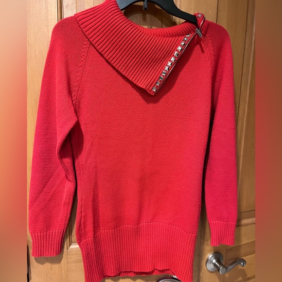 VENUS | Sweaters | Venus Red Embellished Turtleneck Collar Long Sleeve ...